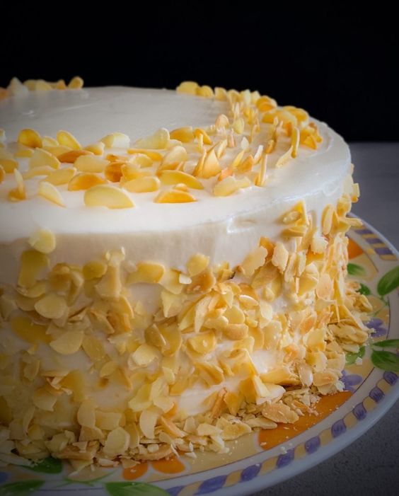 Ornarea tortului și prăjiturilor. Ustensilele de care ai nevoie pentru ...